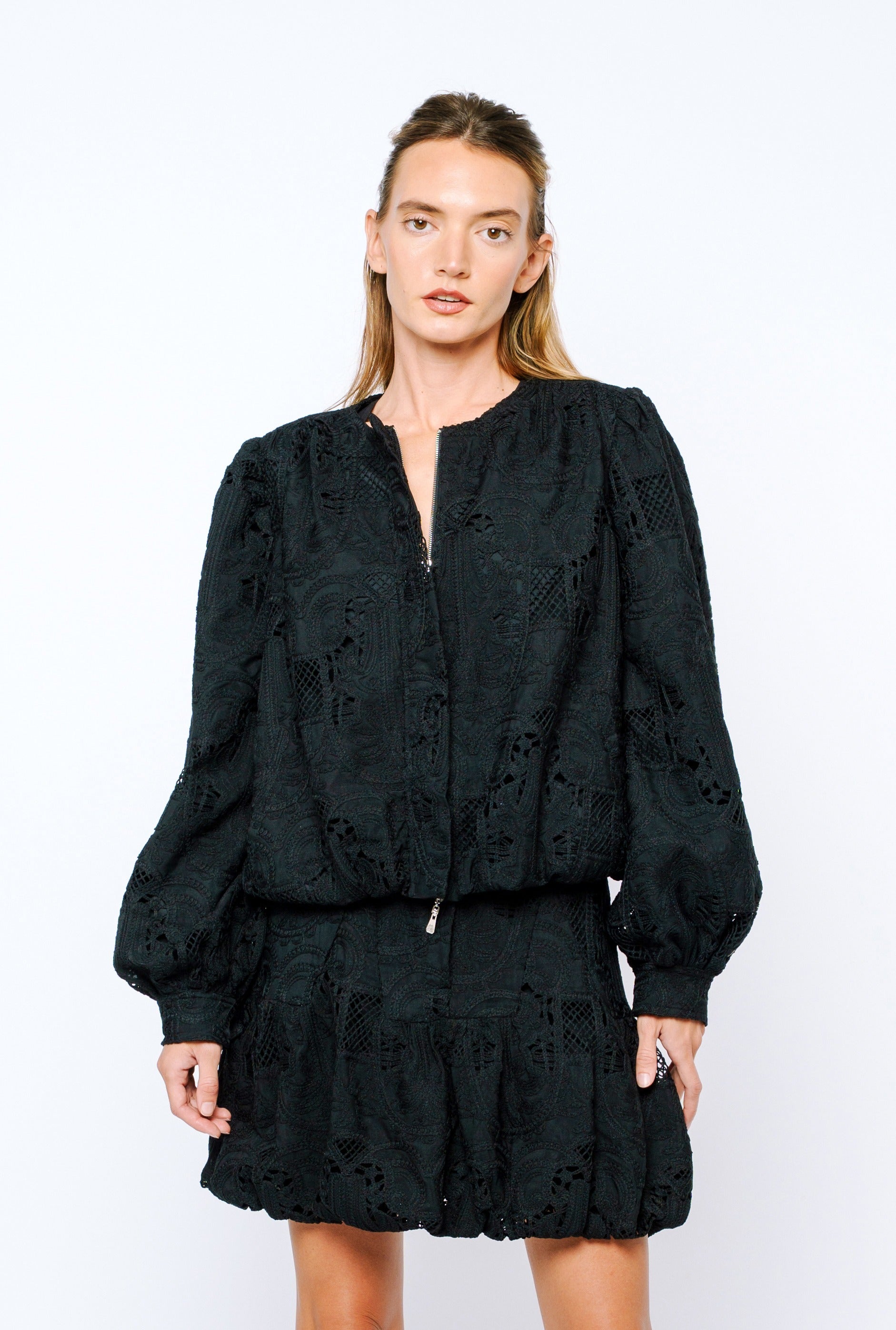 Buy Donna Bubble Hem Cropped Jacket – Koala Boutique